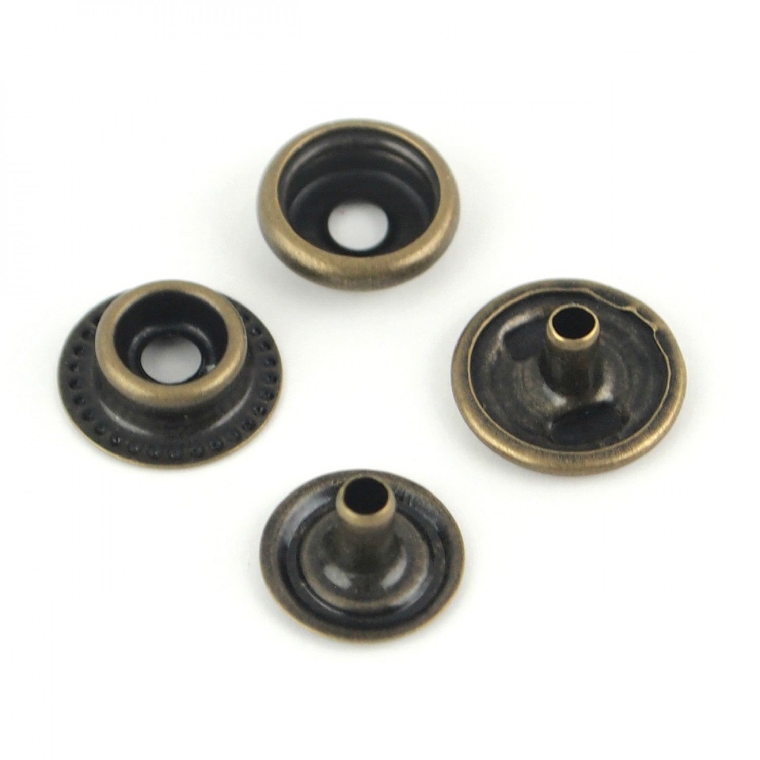 Line 20 Snaps – The Quilted Cow